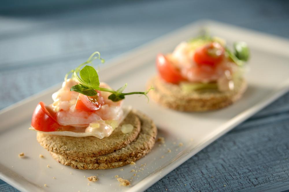 Modern prawn cocktail | Nairns Oatcakes