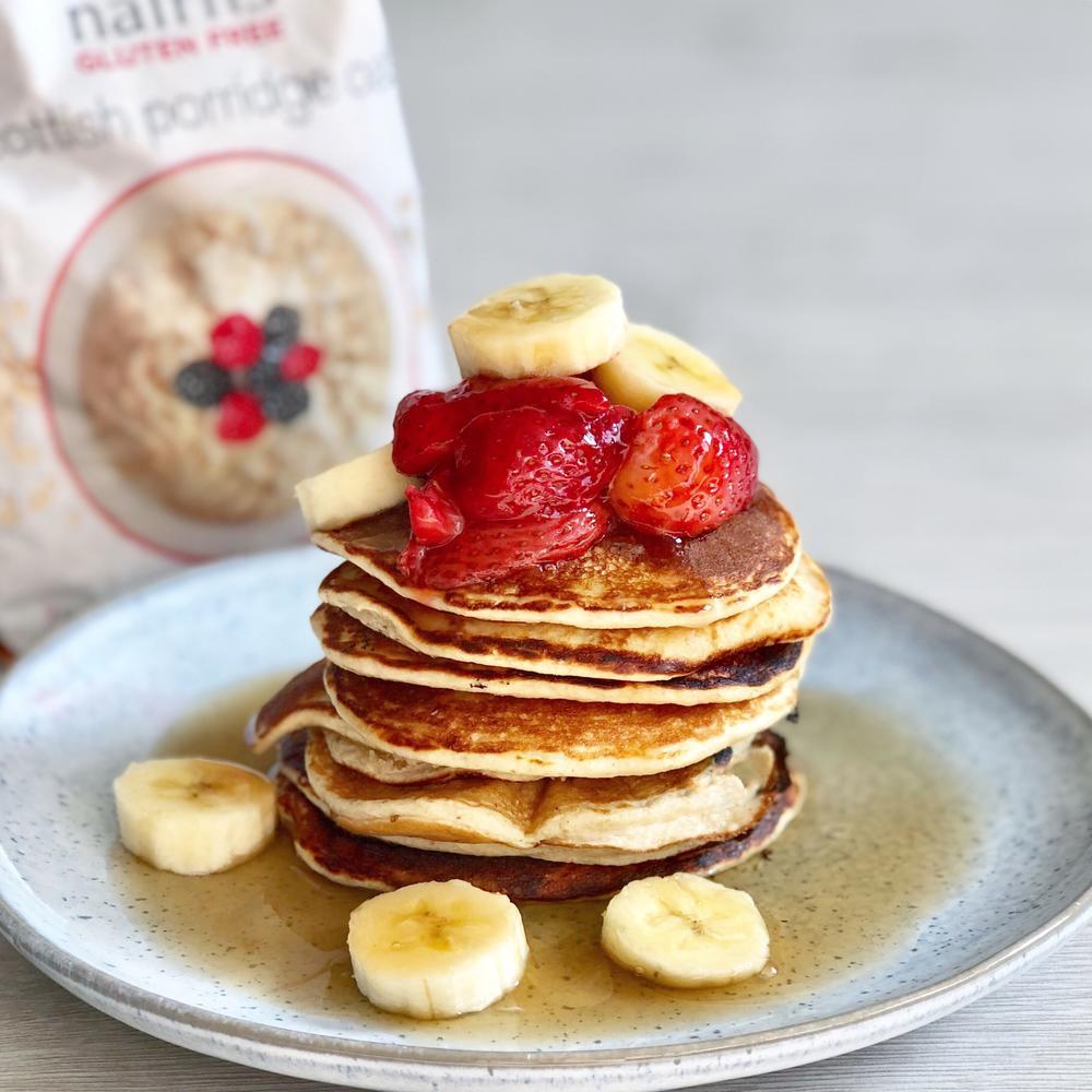 Banana Oat Pancakes with Strawberry Topping | Nairns Oatcakes